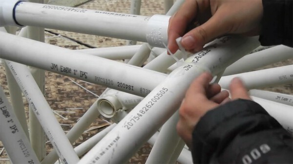 MECHANICAL WALKING MACHINE